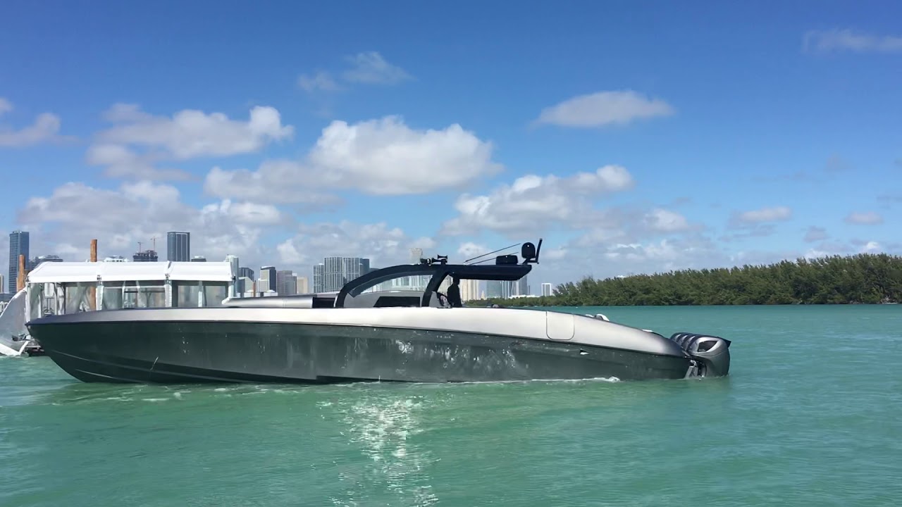 60 midnight express boat show - YouTube