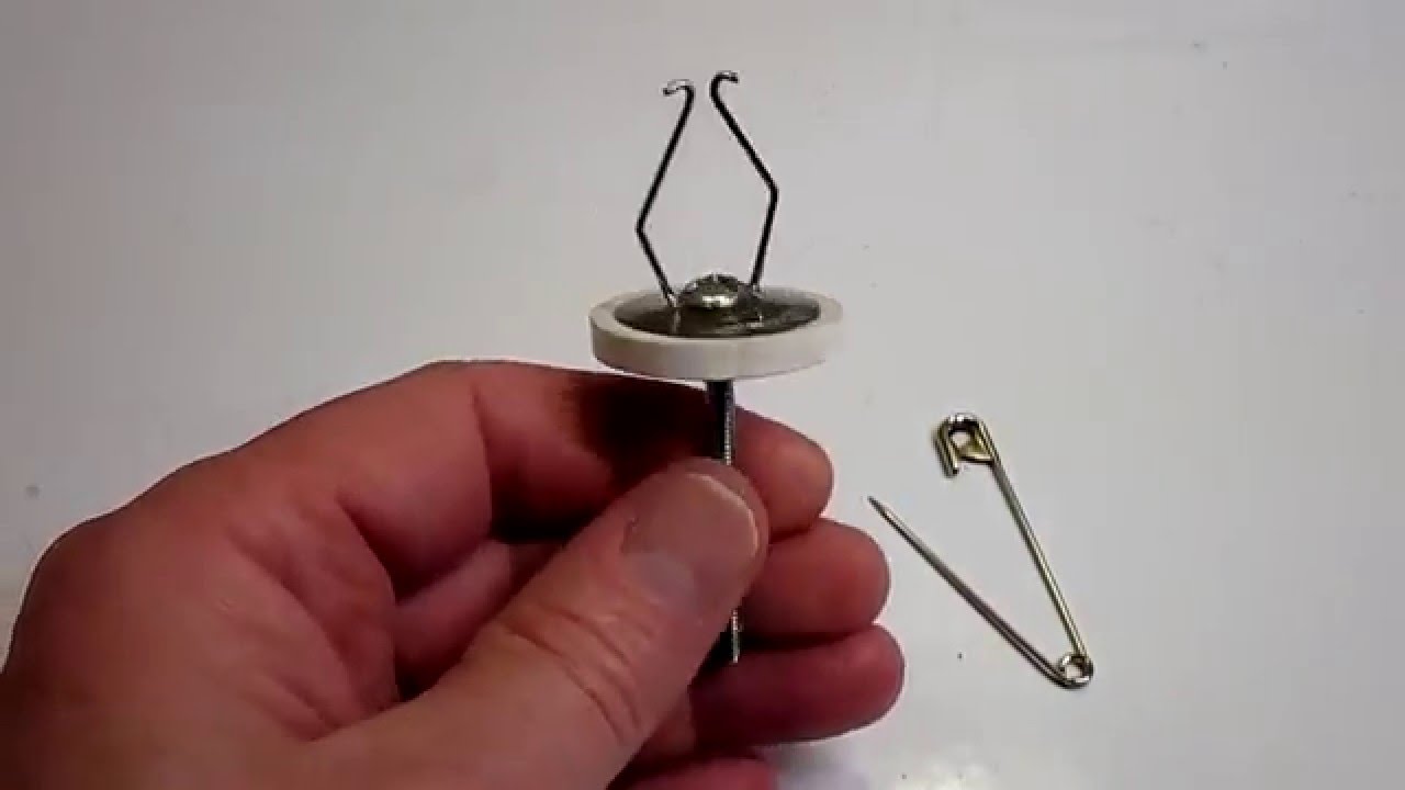 DIY dubbing loop twister - YouTube