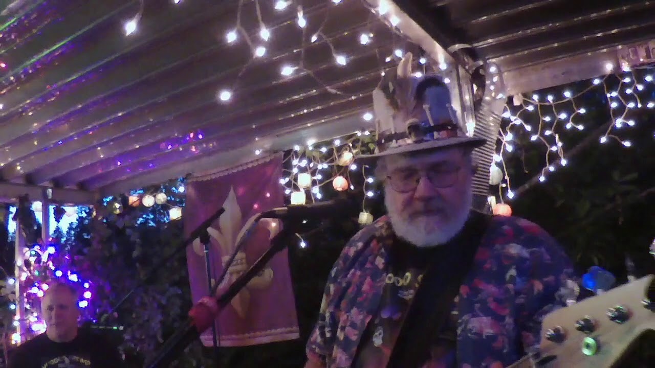 Bayou 2018 - Wagon Wheel -David Ottey - YouTube