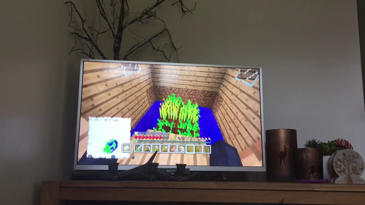 My first gaming video - YouTube