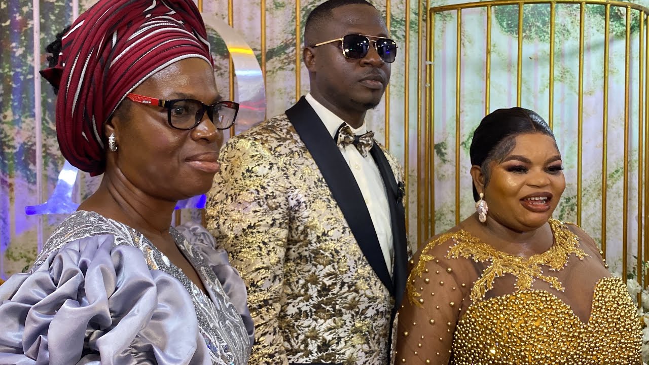 LATE SIKIRU AYINDE BARRISTER’S DAUGHTER ADEBOLA WEDS GBENGA OMOTOSO IN ...