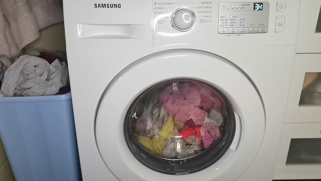 Samsung ww80j3283kw cotton 40C start and main wash - YouTube