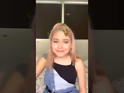 Live karol sevilla ❤️  via Instagram
