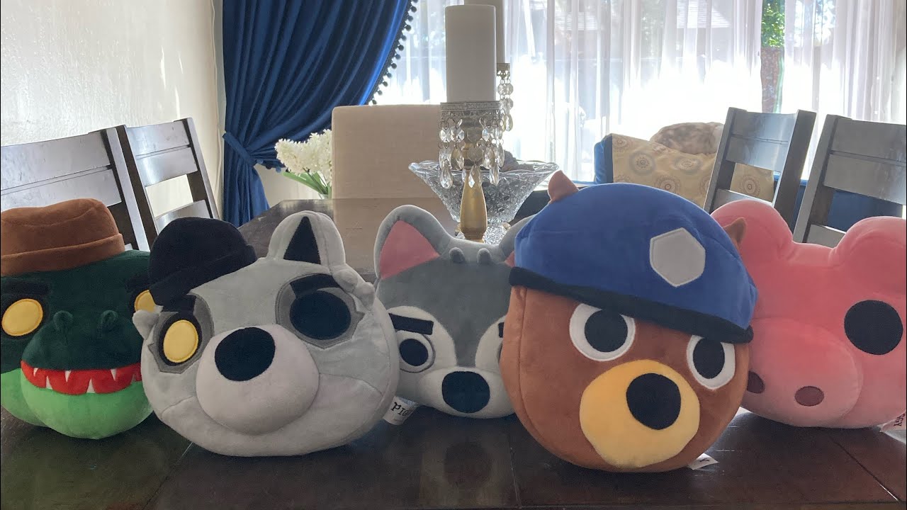 All 5 Piggy DoughMigos plushies from Hot Topic - YouTube