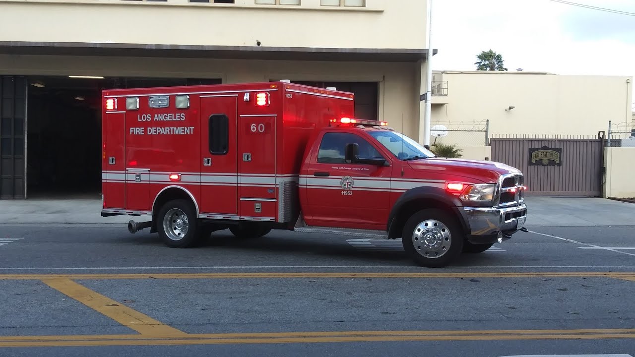 LAFD Rescue 60 (Reserve) Responding - YouTube