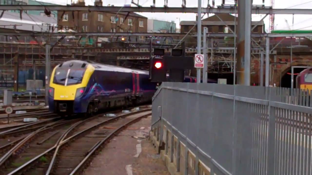 First Hull Trains Class 180 At Kings Cross - YouTube
