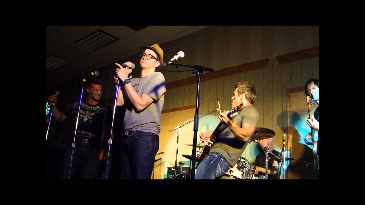 Port Chuck- Hallelujah - YouTube