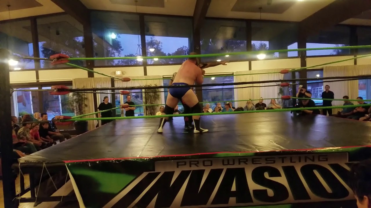 Drake Frost VS Sledge - YouTube