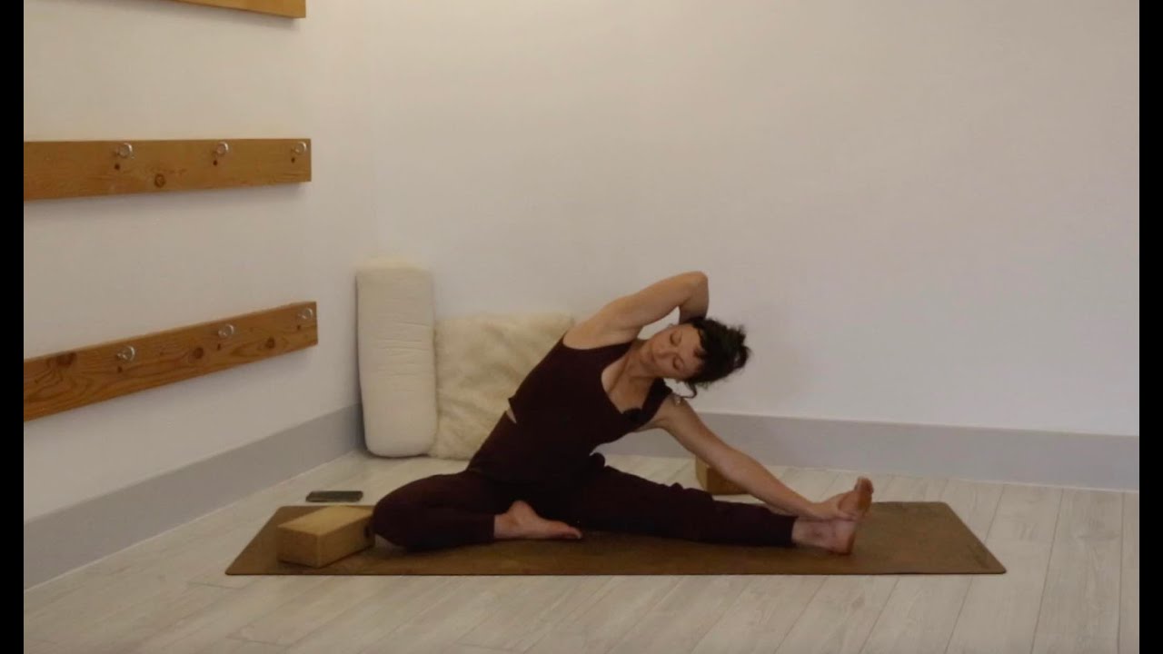 Have Your Own Back! Restorative For Back Pain (20 min) - YouTube