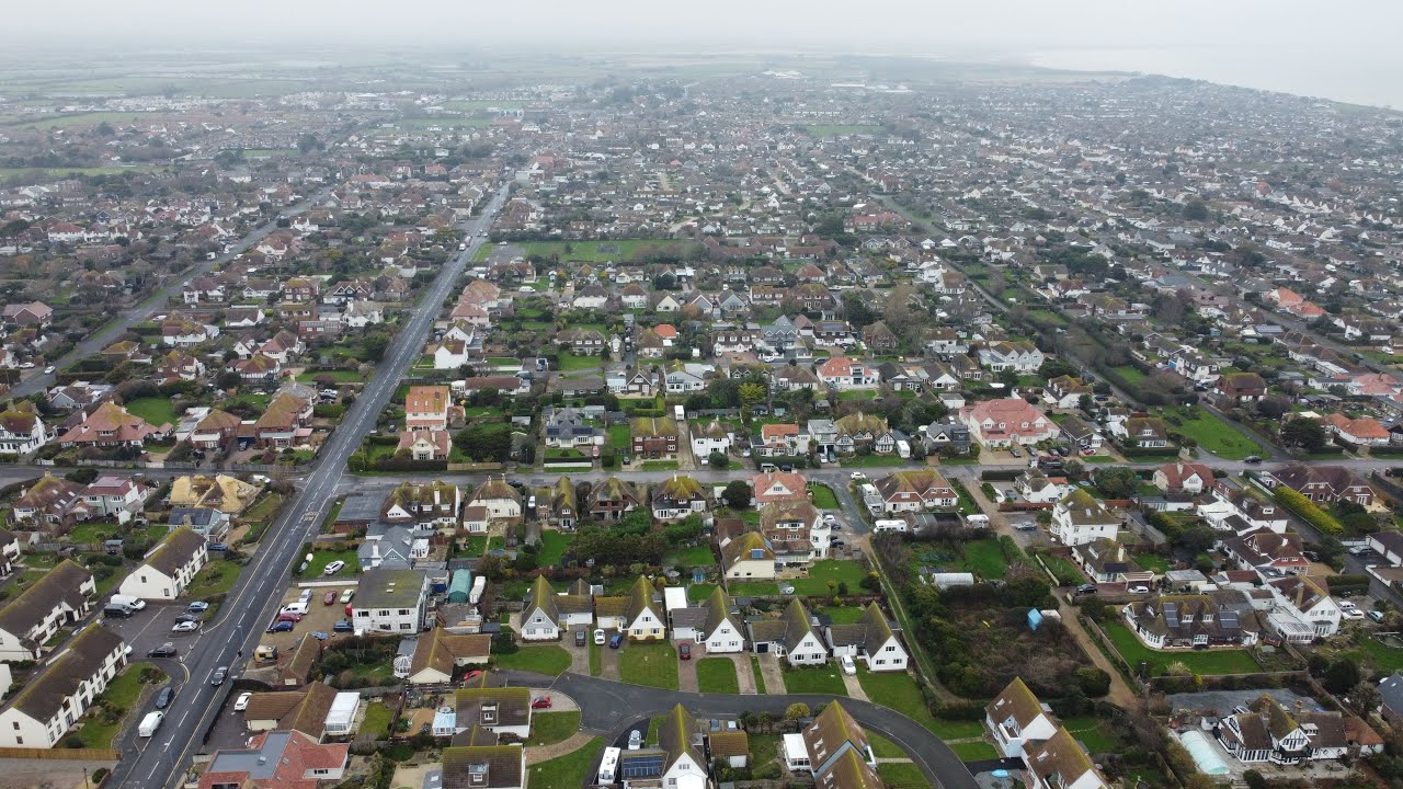 Selsey Seafront in 4k 12/12/2022 - YouTube