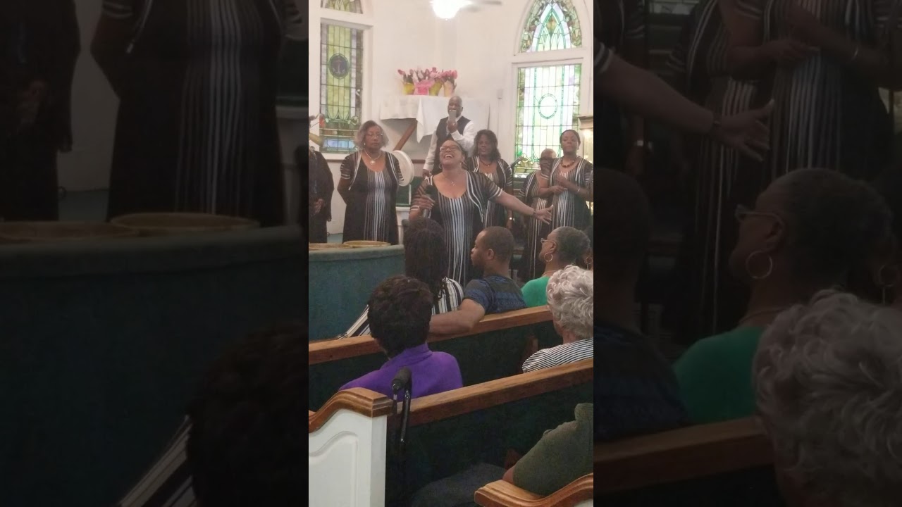 Karen Rushing and the McKinney Gospel Choir of Clermont, FL in concert ...