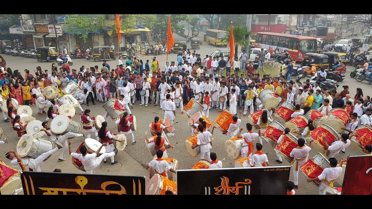 Diwali Pahat 2017 Mahavadan @Shivaji Chouk, Panvel - YouTube