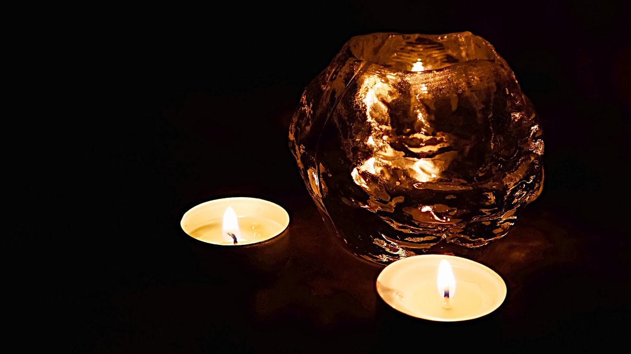 CANDLE LIGHT / Burning candles / Background Music / 4K / Relaxing ...