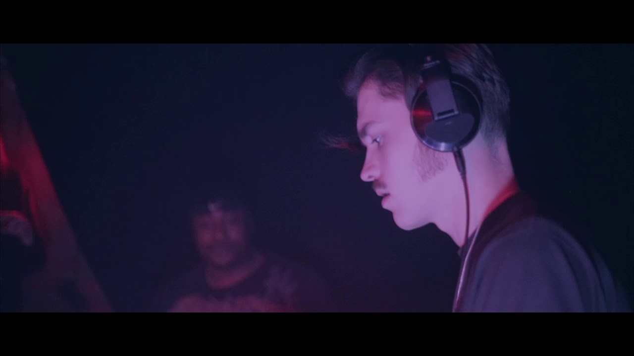 milhouse collective (Live @ Reading Rooms) - YouTube