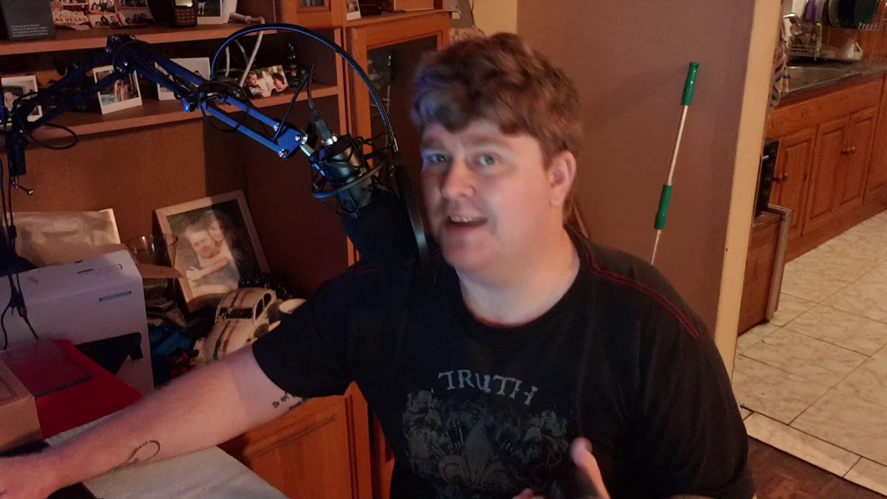 Episode 16 Cheap Dixon Condensor Mic Review for Speech - YouTube