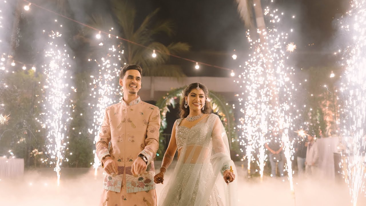 RIYA & MOHAN : Extended Wedding Film | Pune - YouTube