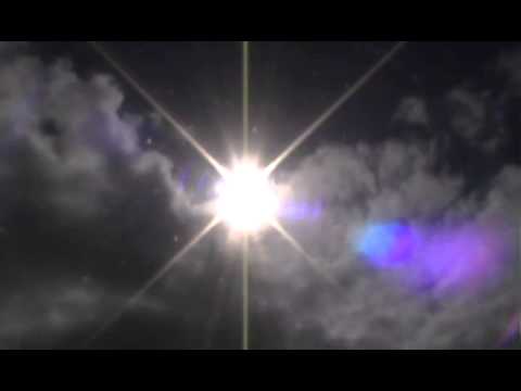 Pointing Camera Directly at the Sun - YouTube