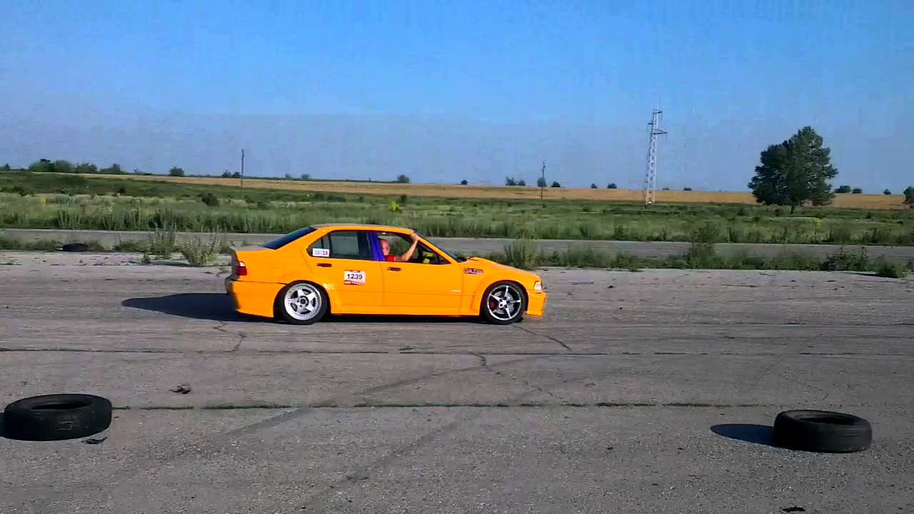 BMW e36 s38b38 engine - YouTube