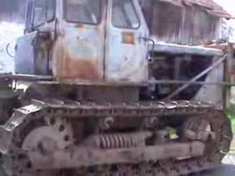 Stalinec T-100 M3 - start - YouTube