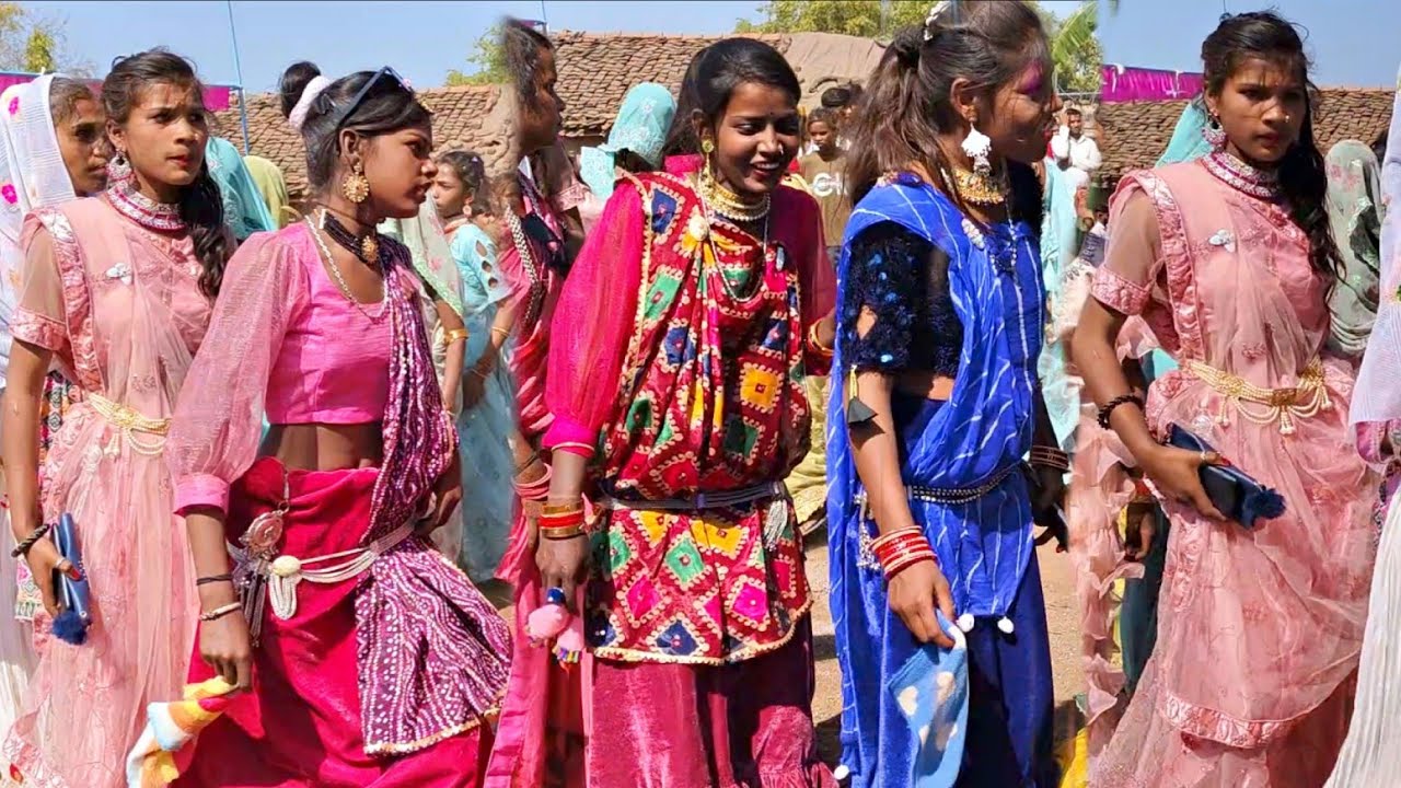 Trending साउथ 🥳नी हीरोइन😍 जेवी लागे 👰तू मारा_वाड़_मां🍊मोसंबी_भायो💃धीरो_धीरो ️जाये💦 Jaynti Lal ...