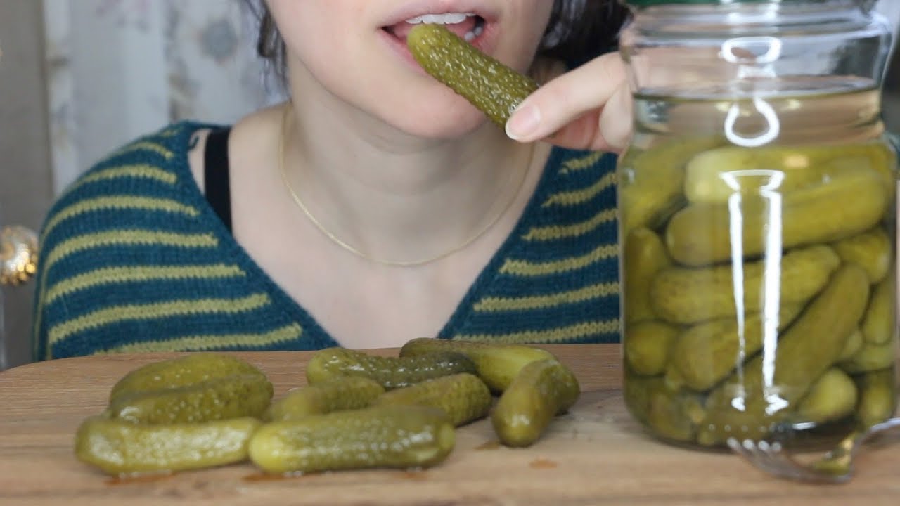 Juicy Pickled Cucumber | ASMR Eating Sounds | (No Talking) - YouTube