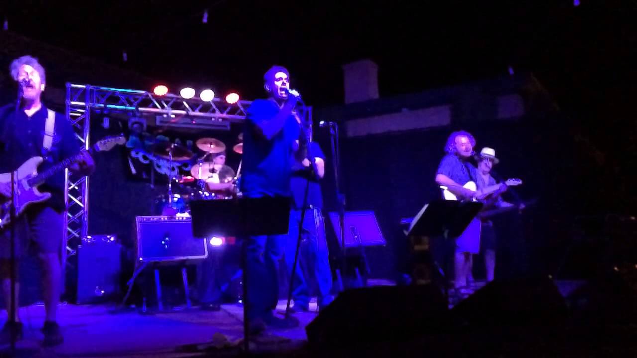5150 playing at Apcal winery 14 - YouTube