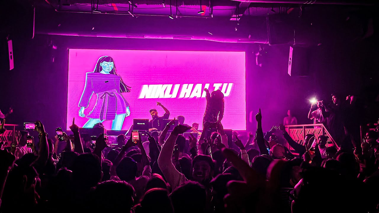 DJ Chetas Waalian | Bewafa |Sharara Remix | Live At BCB Club - YouTube