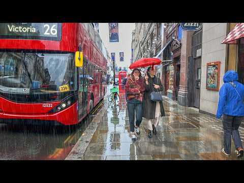 🇬🇧 London Rainy Walk ☔️ Charing Cross Station to St Paul’s Cathedral via Middle Temple | 4K HDR