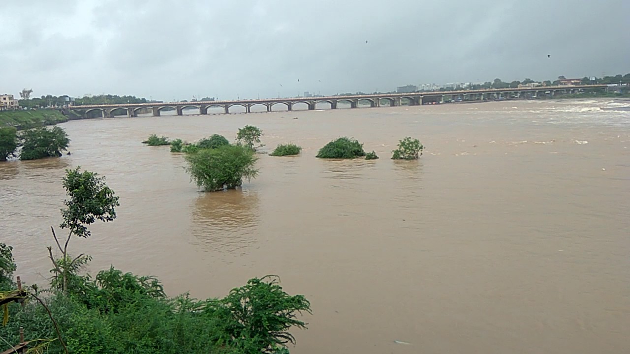 Morbi machhu river 18/07/2017 - YouTube
