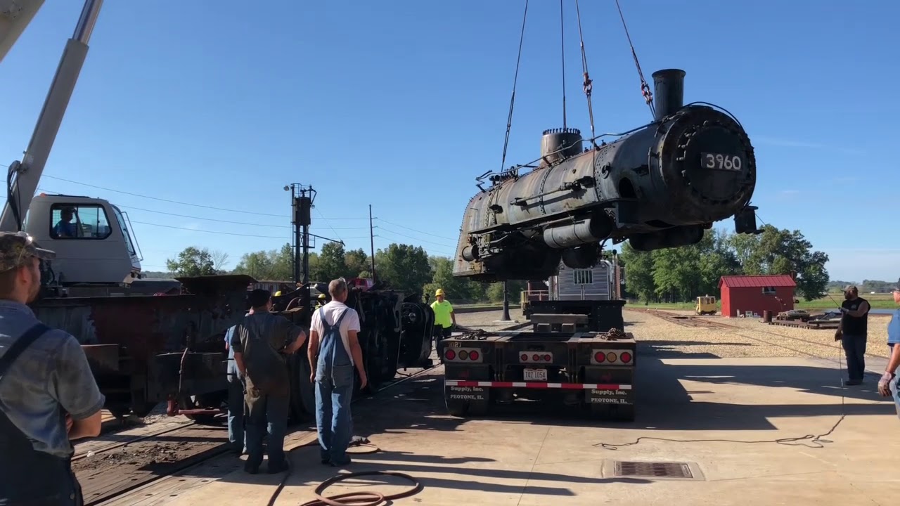 Engine #3960 Arrives - 10/10/2018 - YouTube