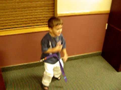 Mikey Calvo Poplocking at 5 years old - YouTube