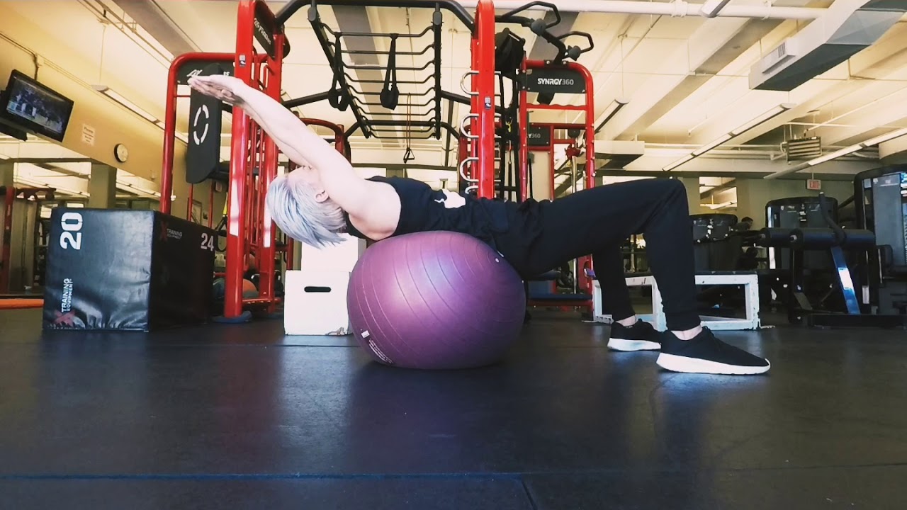 Myotatic crunch - YouTube