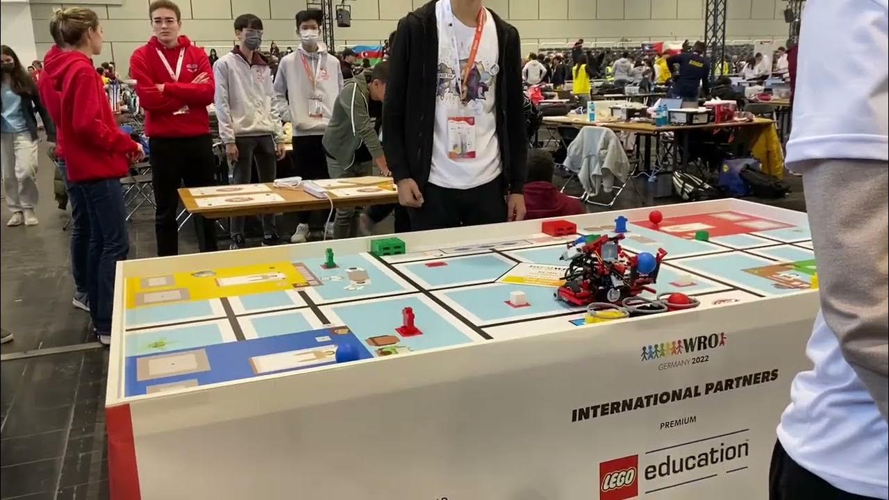 WRO 2022 senior Challenge Kazakhstan team Robo Park - YouTube