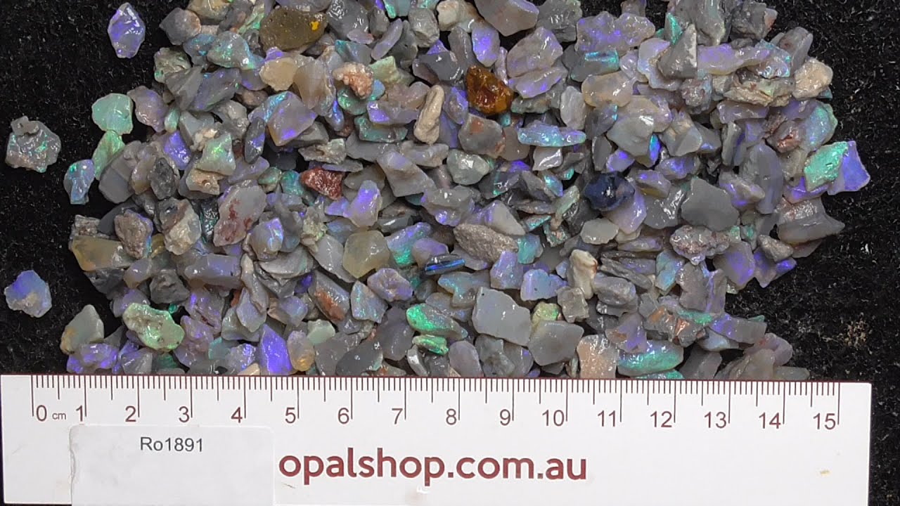 Ro1891 - Seam Opal Parcel from Lightning Ridge, Australia - YouTube