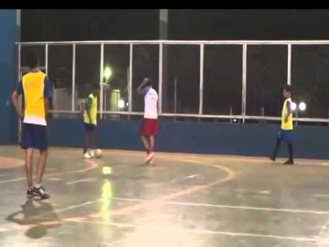 futebol muleke - YouTube