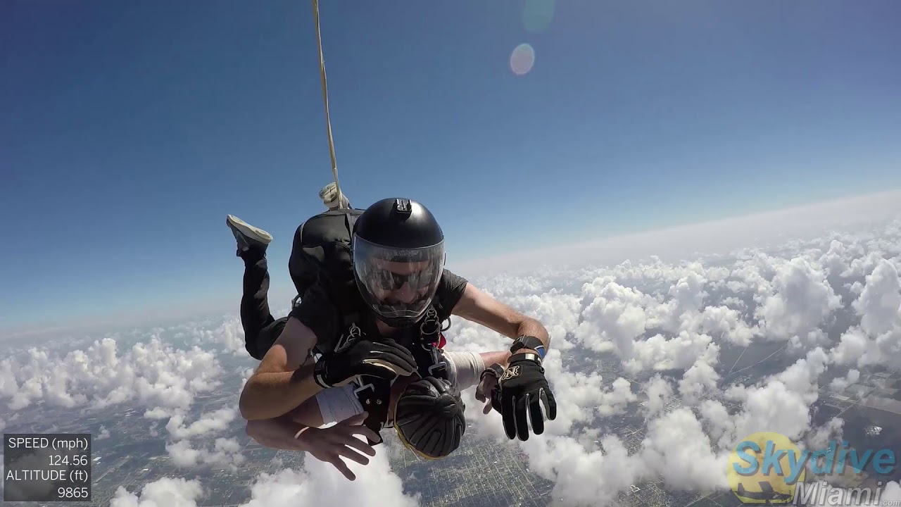 Tib's stunning freefall at Skydive Miami (10-05-2018) - YouTube