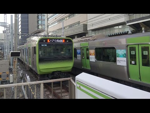 田町駅｜山手線のラッピング車両（JR東日本E235系）アニメ『忘却バッテリー』、jekiの電車の中のテレビ局「TRAIN TV」。Yamanote Line Tamachi Station ...