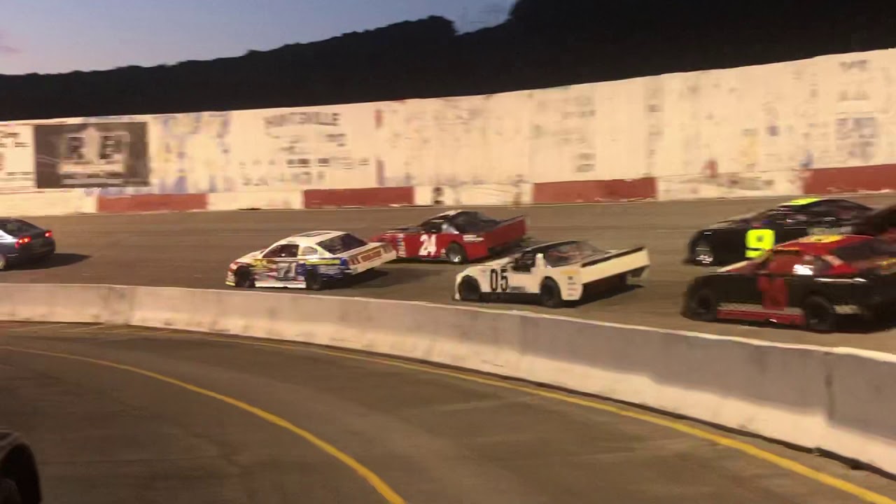 August 31, 2019 Huntsville Speedway Mini Mod Race Start. - YouTube