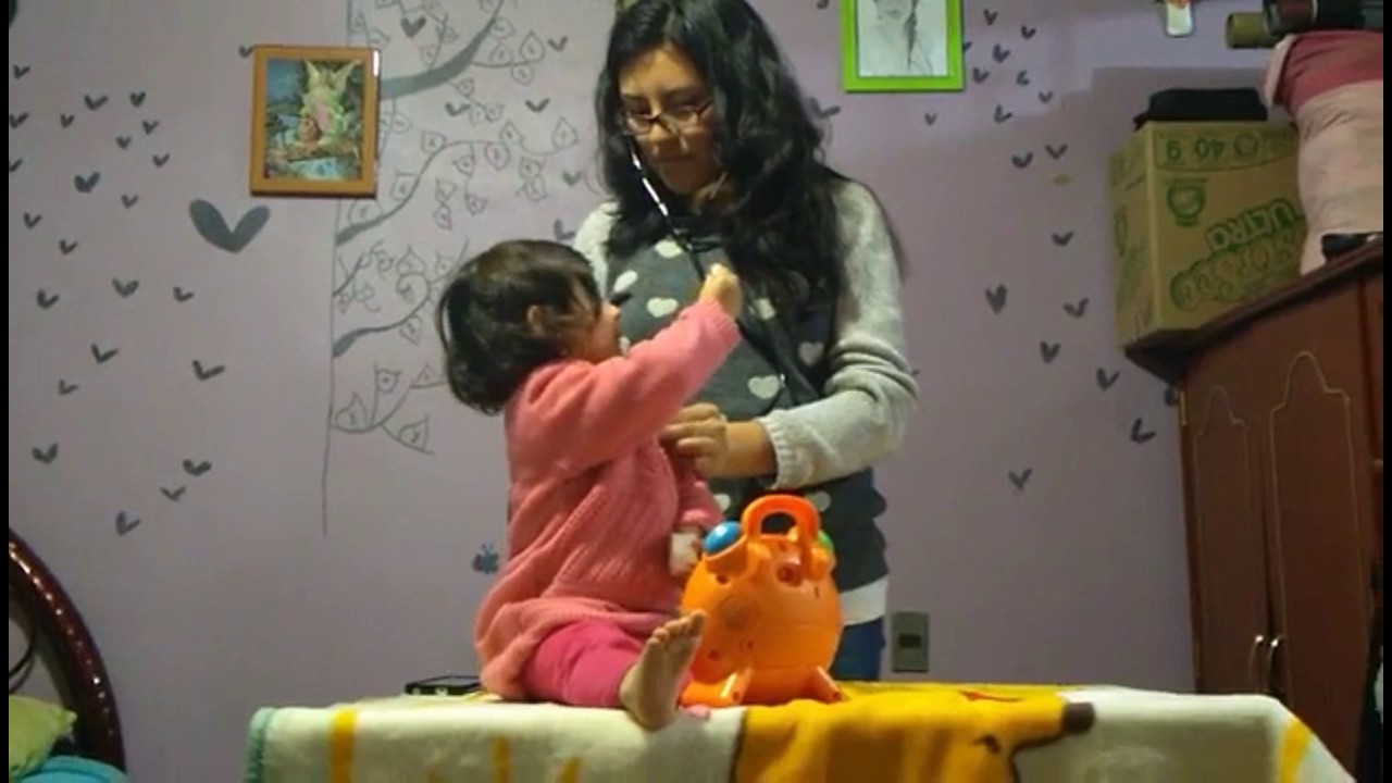 Pediatría Exploración física - YouTube
