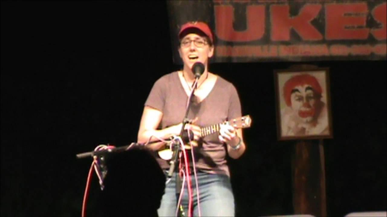 Rachel Manke at UWC VIII Friday set #38 - YouTube