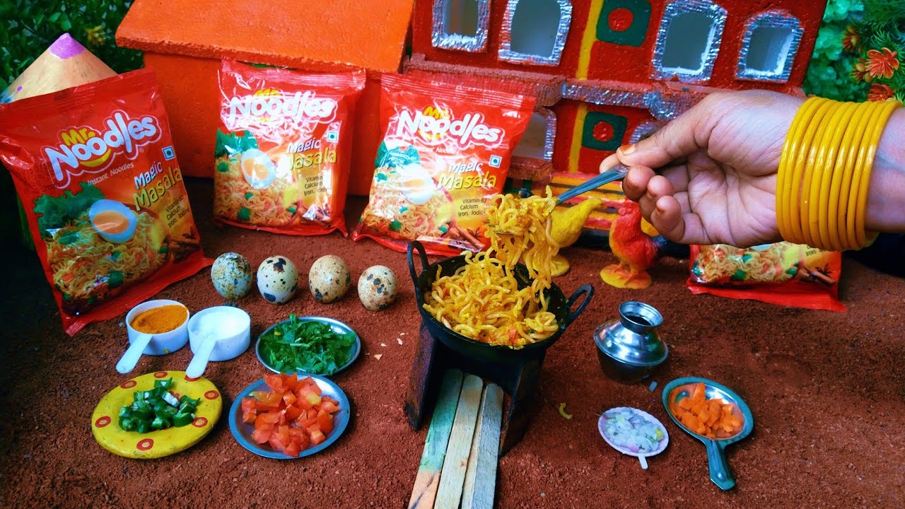 Mini Egg Masala Maggi Recipe | Miniature Egg Masala Maggi | How to make ...