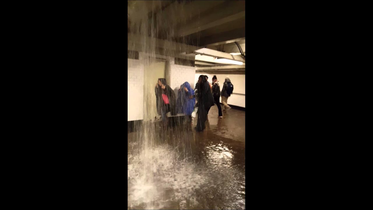 NYC Subway Flooding - YouTube