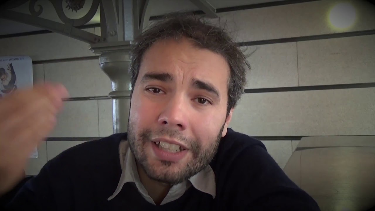 L'âme gitane : interview de Benjamin Barou-Crossman - YouTube