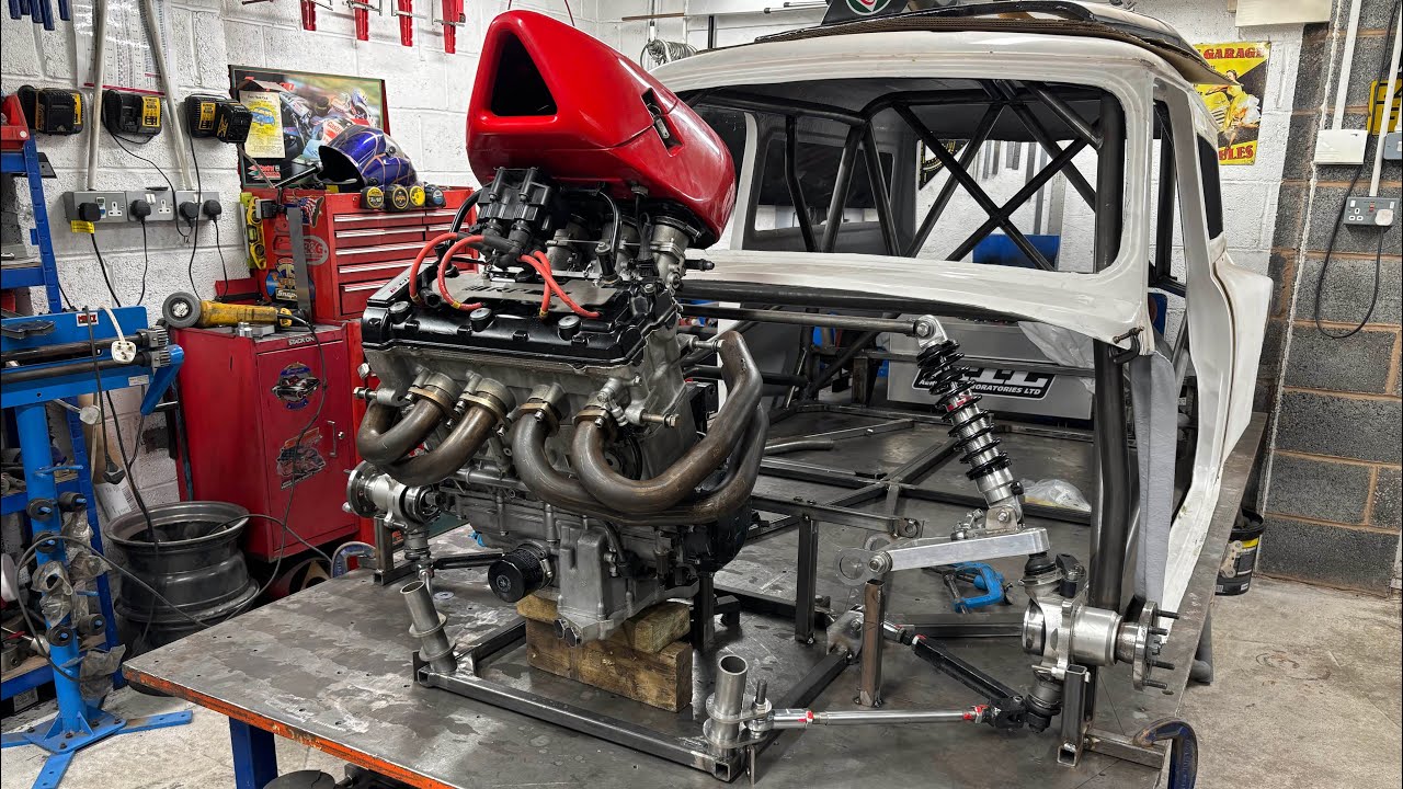 Spacframe hayabusa mini van 1500cc radical engine - YouTube