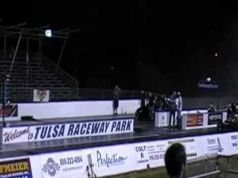 the call out race for fastest car at Tulsa midnight drags - YouTube