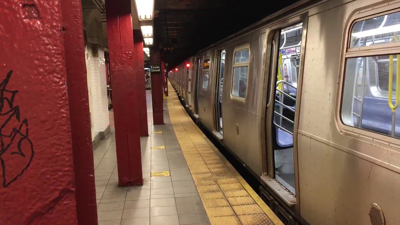 MTA SUBWAYS: R160 (M) Departs Essex St Term - YouTube