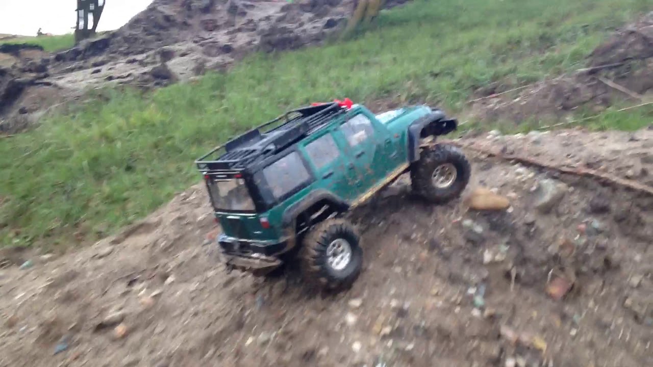 Traxxas TRX4 New body Proline Jeep test crawling - YouTube