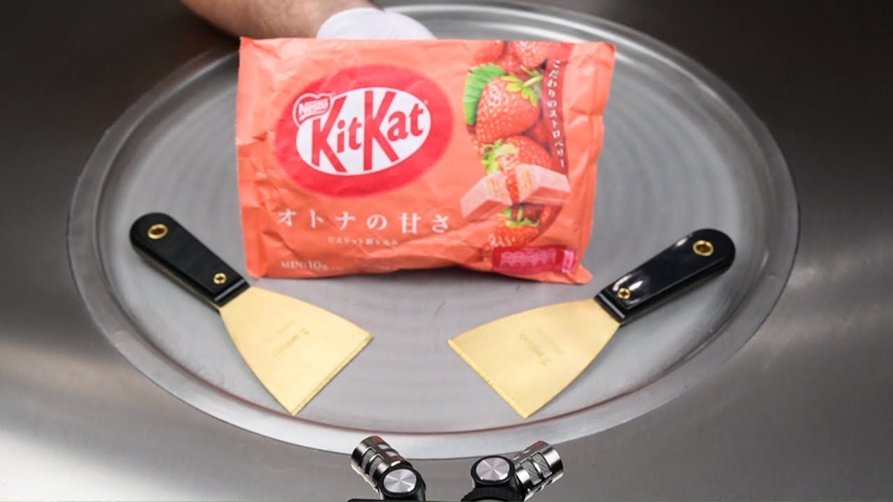 I make ice cream rolls from Kit Kat Strawberry Japan! (-30°C) | ASMR ...