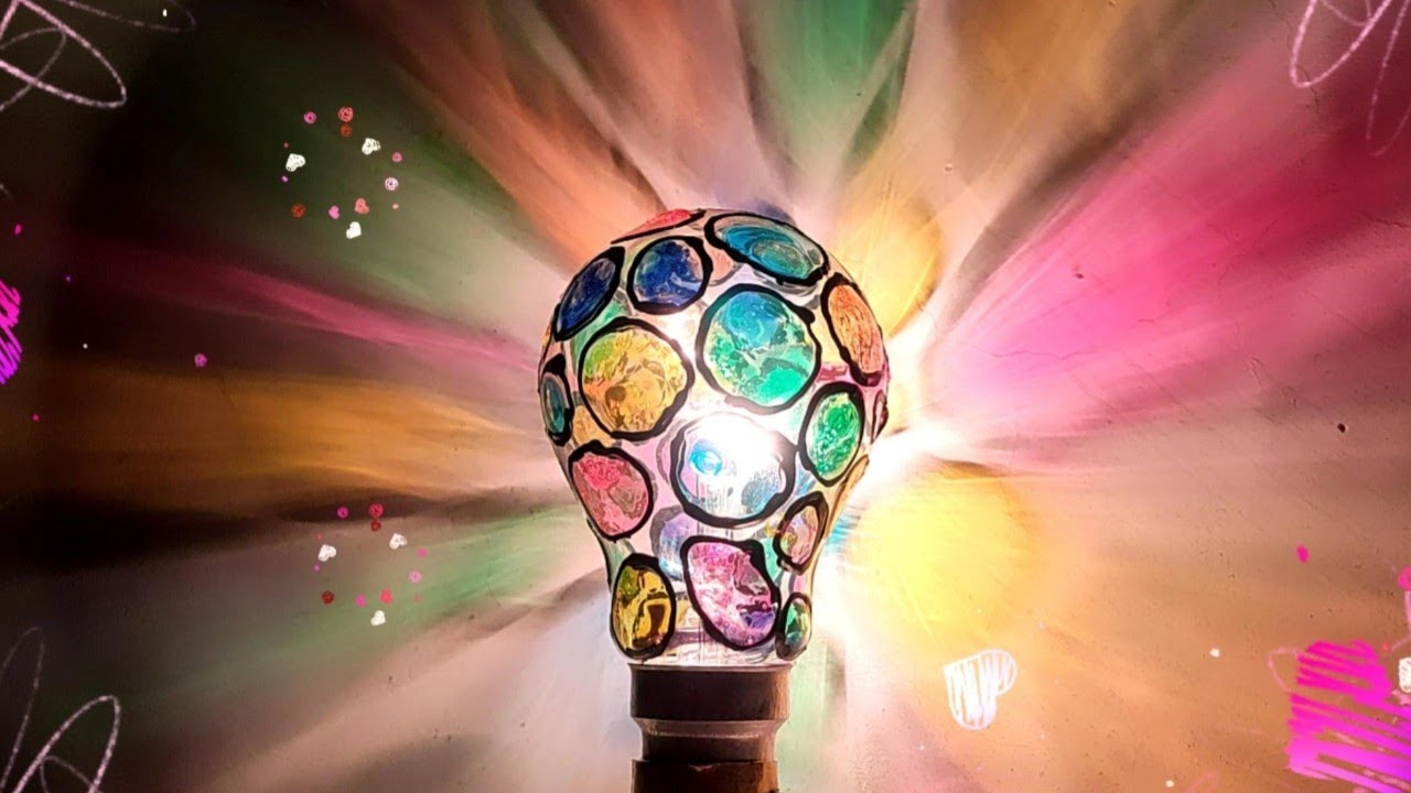 How to paint bulb | Easy bulb painting idea | paint on a light bulb ...