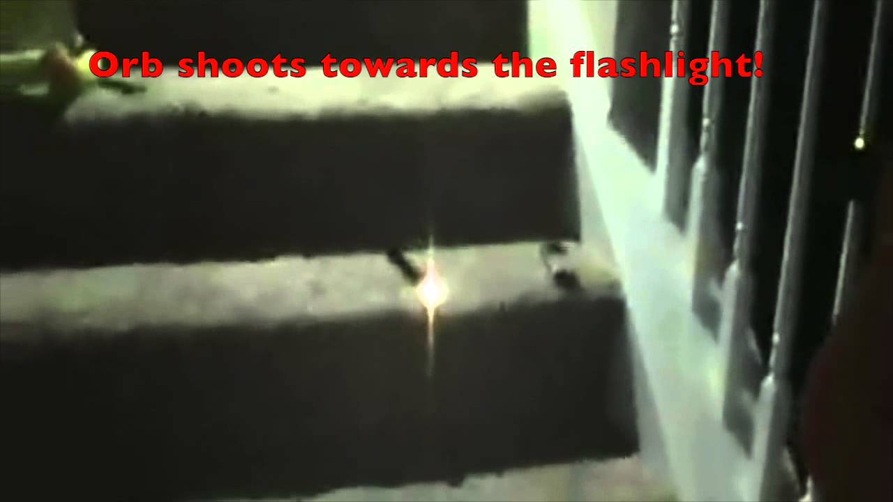 Orb shoots to the flashlight - YouTube